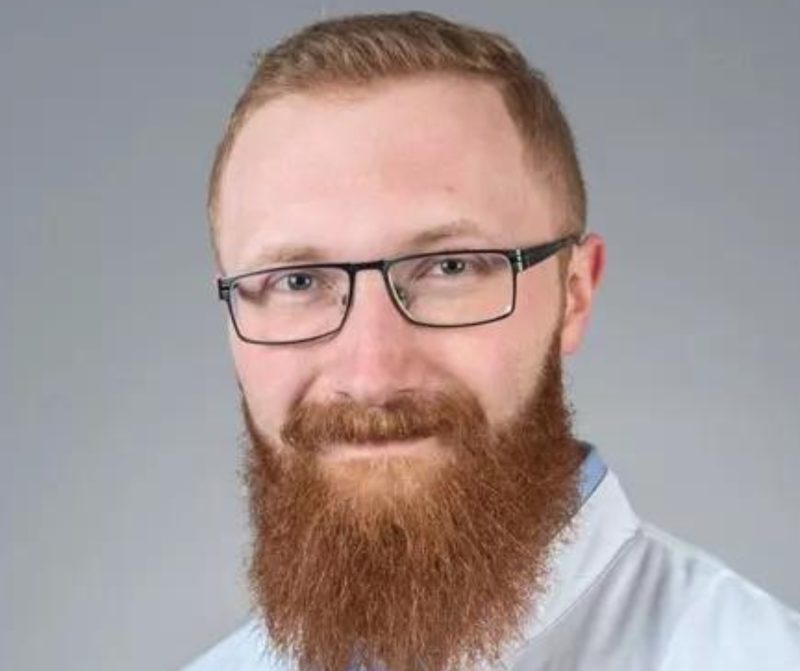 Jan Eckardt: In one of our recent papers, we used an AI model to predict treatment response and ...