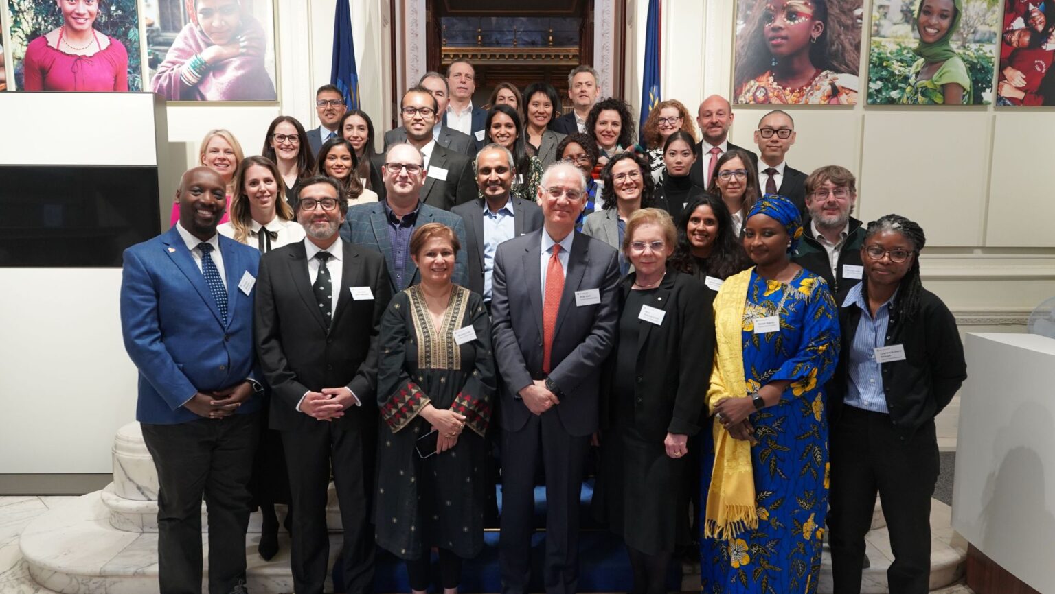 Aruni Ghose: Exciting days at Marlborough House, London, for The Lancet ...